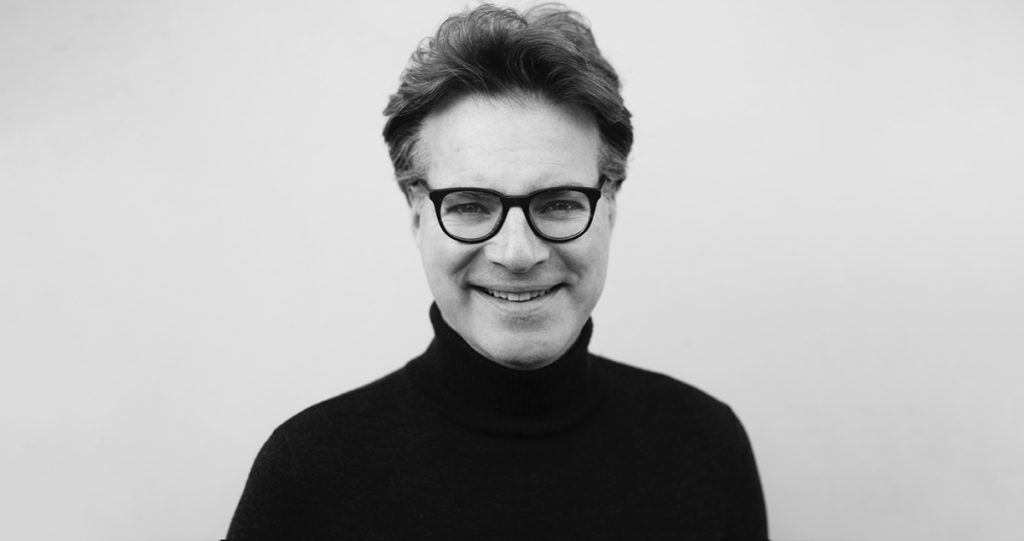 Interview with gallery owner and founder Robert Morat Galerie ...